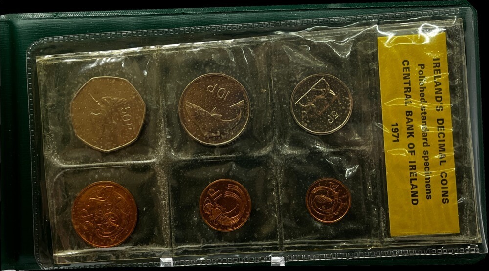Ireland 1971 6 Coin Specimen Set in Folder | Sterling & Currency